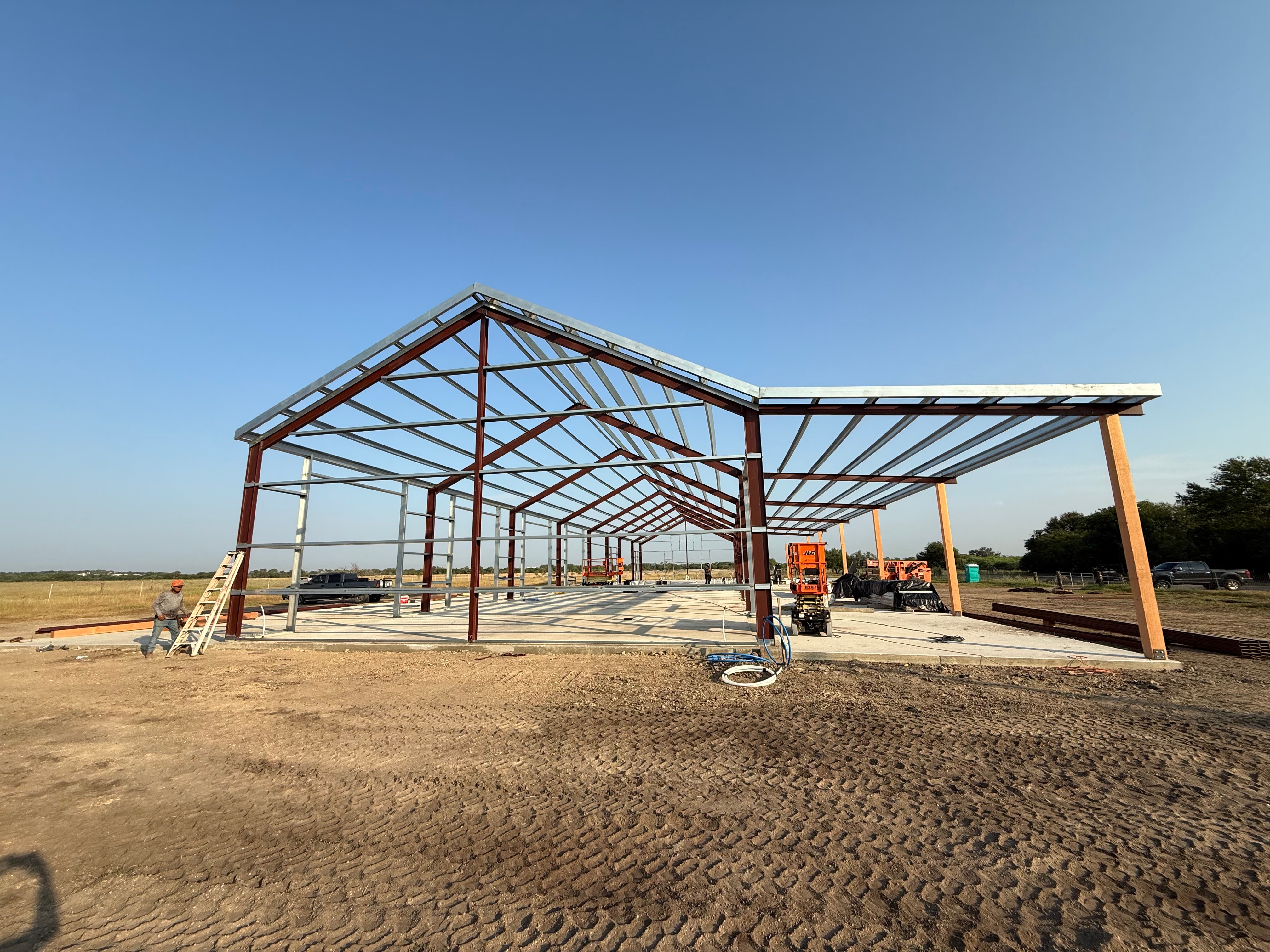 Arrow Steel LLC – Commercial & Industrial Metal Buildings